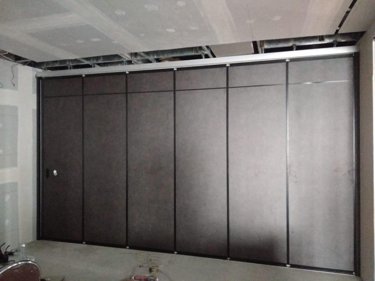 Partisi Lipat Sliding, Penyekat Ruangan yang Modern - | Partisisliding.com